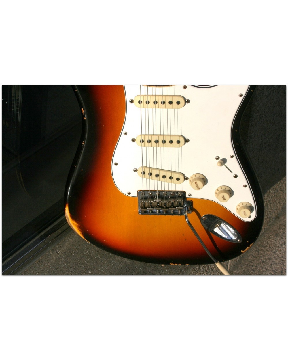 FENDER "Custom Shop 1967 Stratocaster Relic, Rosewood, Three Tone ...