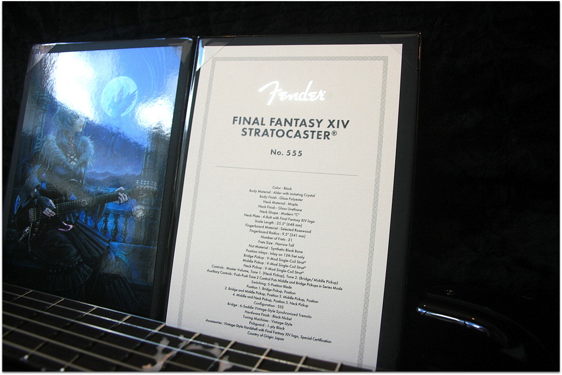 FENDER "FINAL FANTASY XIV Stratocaster" - Estudio 54