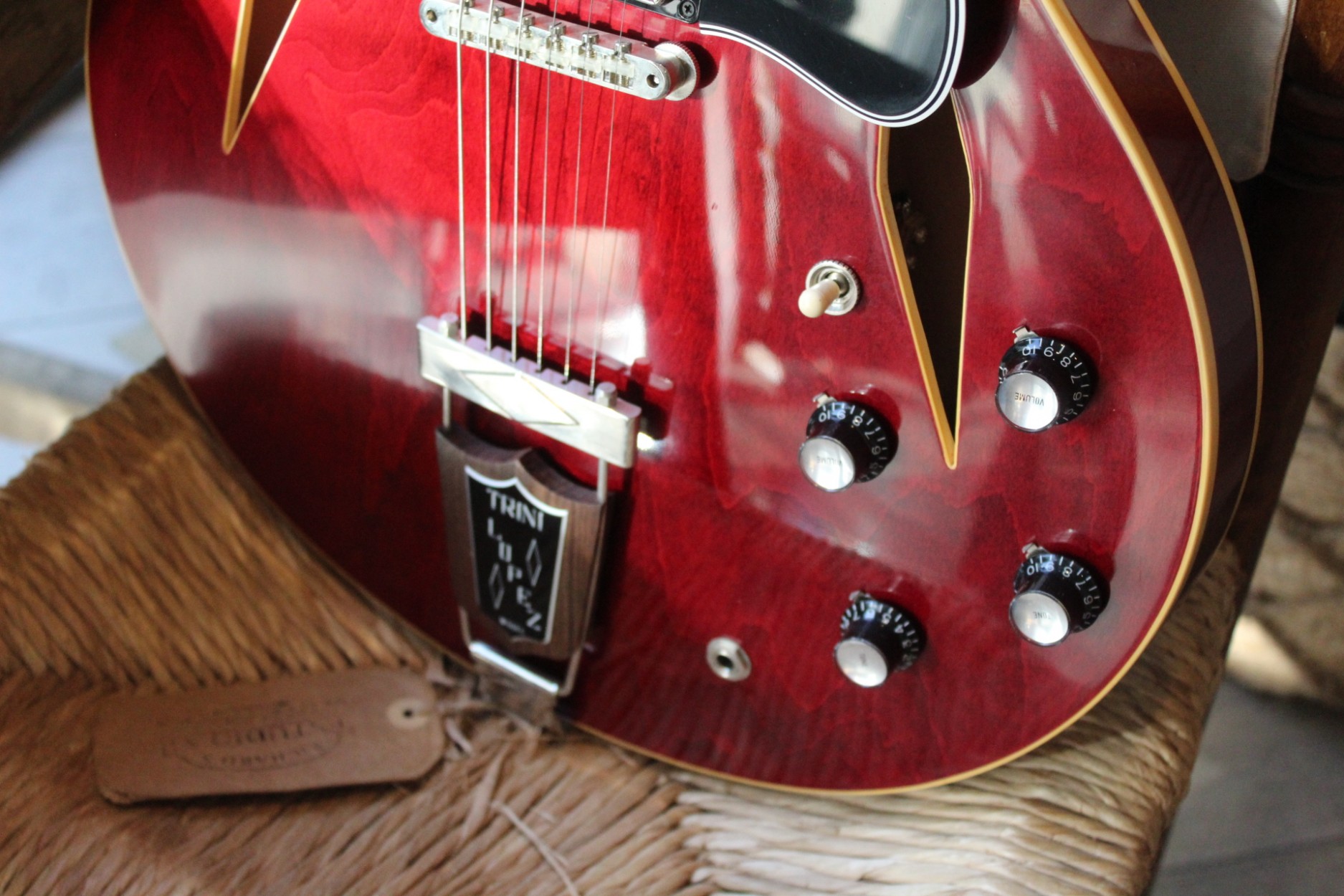 GIBSON "1964 Trini Lopez Standard Reissue - Sixties Cherry" - Estudio 54